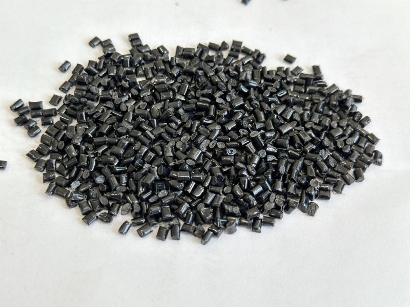 PC black recycled pellets